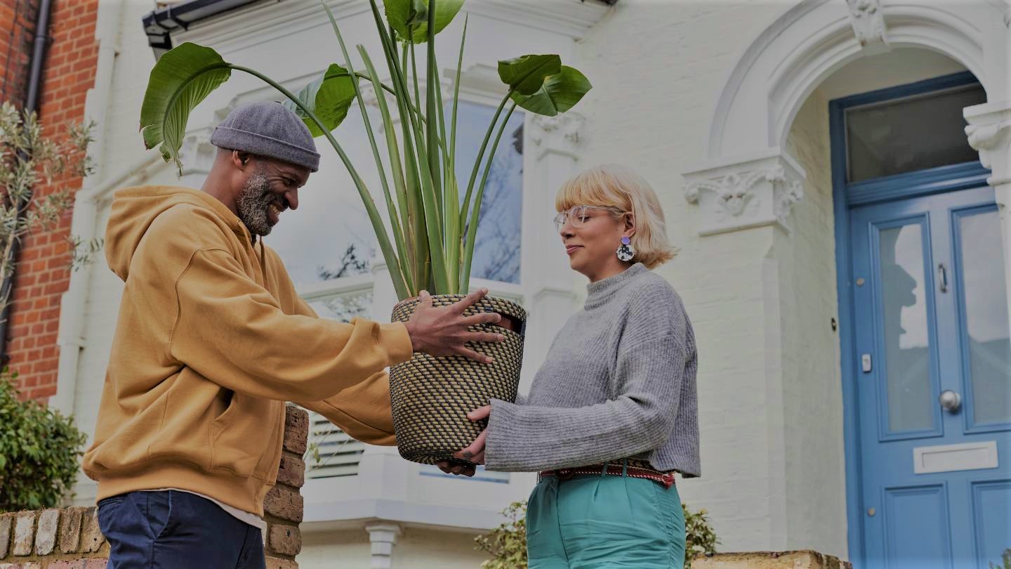 How To Use The Olio App: Get Free Food & Household Items